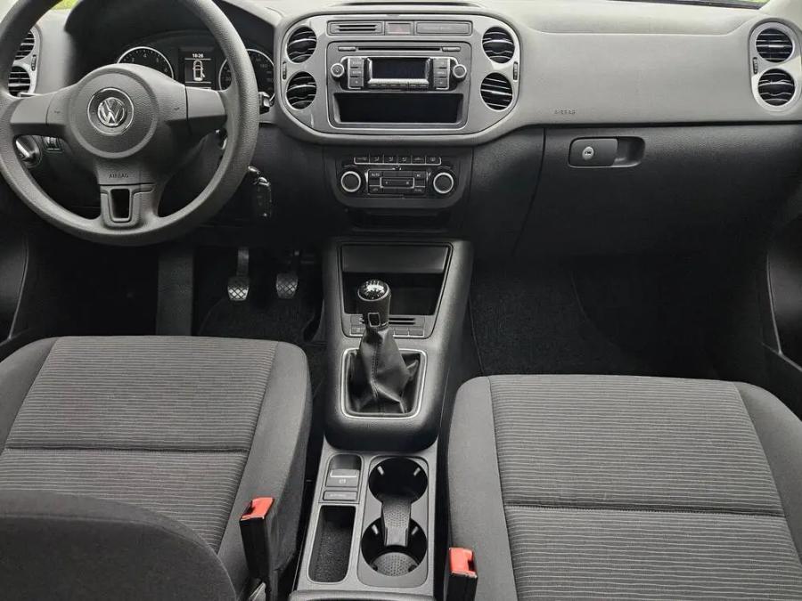 Pelēks Volkswagen Tiguan 2011 Jēkabpils, ar dzinēja tilpumu 1.40 L un nobraukumu 114 tūkst. km par 7200 €, foto 32 vietnē AUTOMOTO.COM.LV