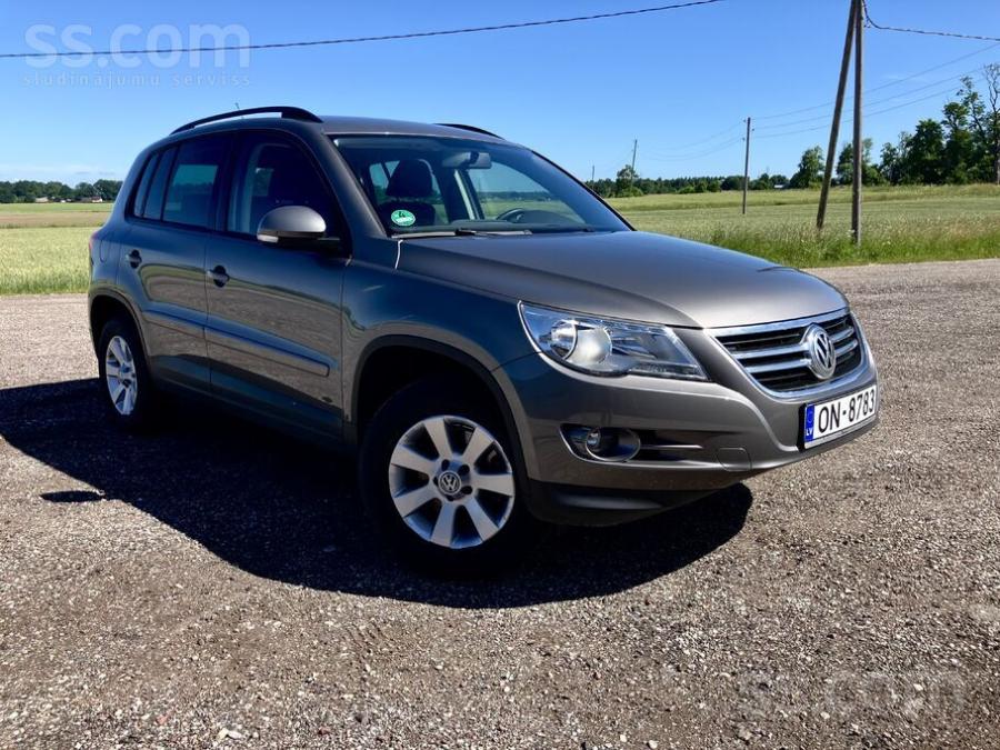 Pelēks Volkswagen Tiguan 2011 Talsi, ar dzinēja tilpumu 2.00 L un nobraukumu 205 tūkst. km par 7999 €, foto 1 vietnē AUTOMOTO.COM.LV
