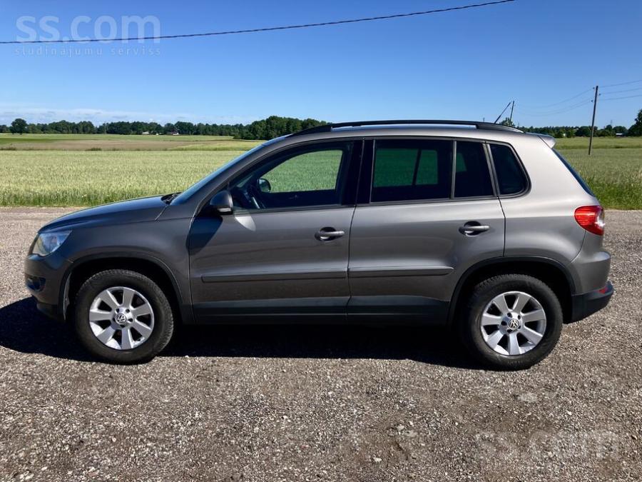 Pelēks Volkswagen Tiguan 2011 Talsi, ar dzinēja tilpumu 2.00 L un nobraukumu 205 tūkst. km par 7999 €, foto 7 vietnē AUTOMOTO.COM.LV