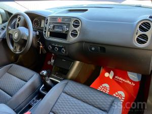 Pelēks Volkswagen Tiguan 2011 Talsi, ar dzinēja tilpumu 2.00 L un nobraukumu 205 tūkst. km par 7999 €, foto 18 vietnē AUTOMOTO.COM.LV