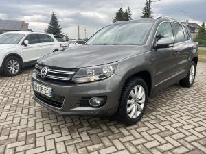 Grey Volkswagen Tiguan 2011 in Taurage, with an engine capacity of 1.97 L and mileage of 257 thousand km for 7800 €, photo  on AUTOMOTO.COM.LV