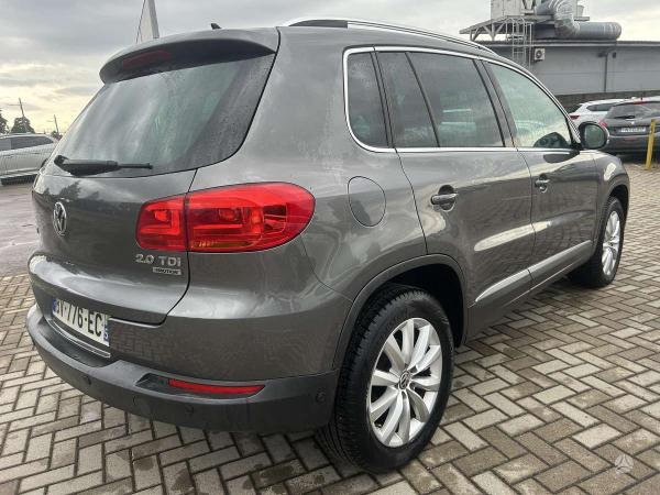 Pelēks Volkswagen Tiguan 2011 Tauragė, ar dzinēja tilpumu 1.97 L un nobraukumu 257 tūkst. km par 7800 €, foto 8 vietnē AUTOMOTO.COM.LV