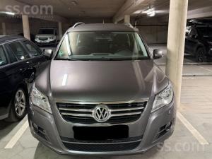 Pelēks Volkswagen Tiguan 2011 Rīga, ar dzinēja tilpumu 1.40 L un nobraukumu 178 tūkst. km par 6250 €, foto 4 vietnē AUTOMOTO.COM.LV