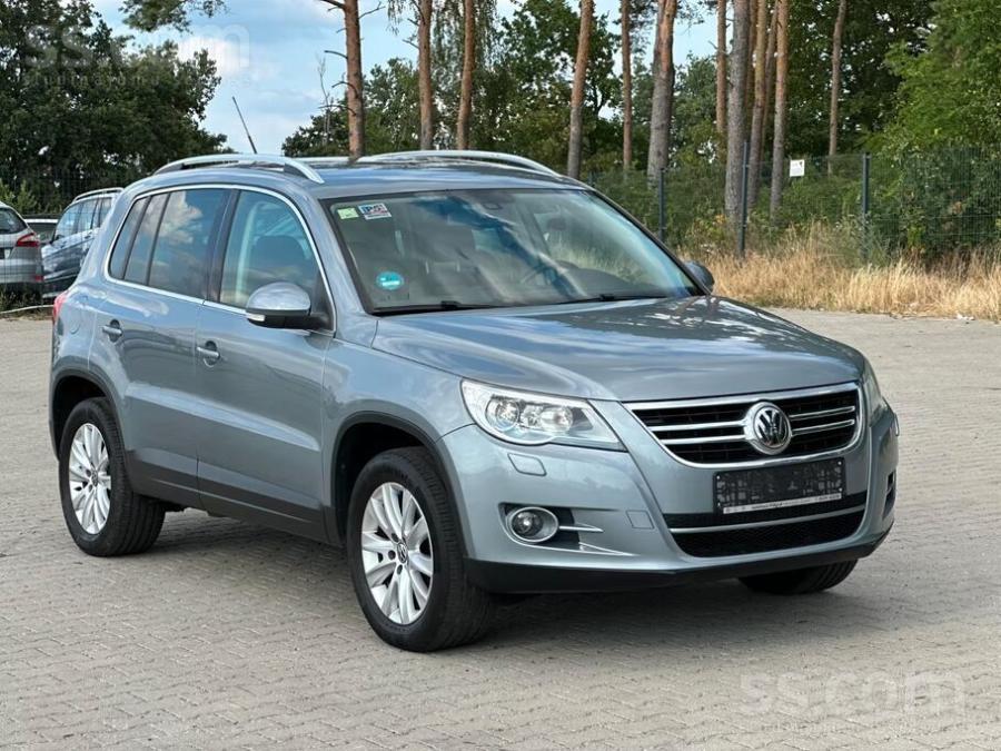 Pelēks Volkswagen Tiguan 2011 Ogre, ar dzinēja tilpumu 2.00 L un nobraukumu 177 tūkst. km par 7495 €, foto 1 vietnē AUTOMOTO.COM.LV