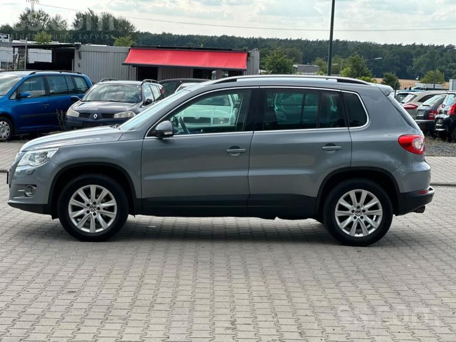 Pelēks Volkswagen Tiguan 2011 Ogre, ar dzinēja tilpumu 2.00 L un nobraukumu 177 tūkst. km par 7495 €, foto 6 vietnē AUTOMOTO.COM.LV