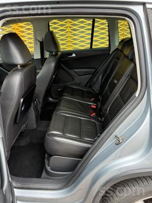 Pelēks Volkswagen Tiguan 2011 Ogre, ar dzinēja tilpumu 2.00 L un nobraukumu 177 tūkst. km par 7495 €, foto 12 vietnē AUTOMOTO.COM.LV