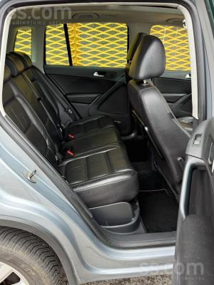 Pelēks Volkswagen Tiguan 2011 Ogre, ar dzinēja tilpumu 2.00 L un nobraukumu 177 tūkst. km par 7495 €, foto 16 vietnē AUTOMOTO.COM.LV
