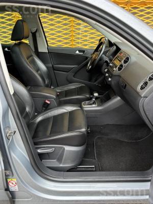 Pelēks Volkswagen Tiguan 2011 Ogre, ar dzinēja tilpumu 2.00 L un nobraukumu 177 tūkst. km par 7495 €, foto 17 vietnē AUTOMOTO.COM.LV