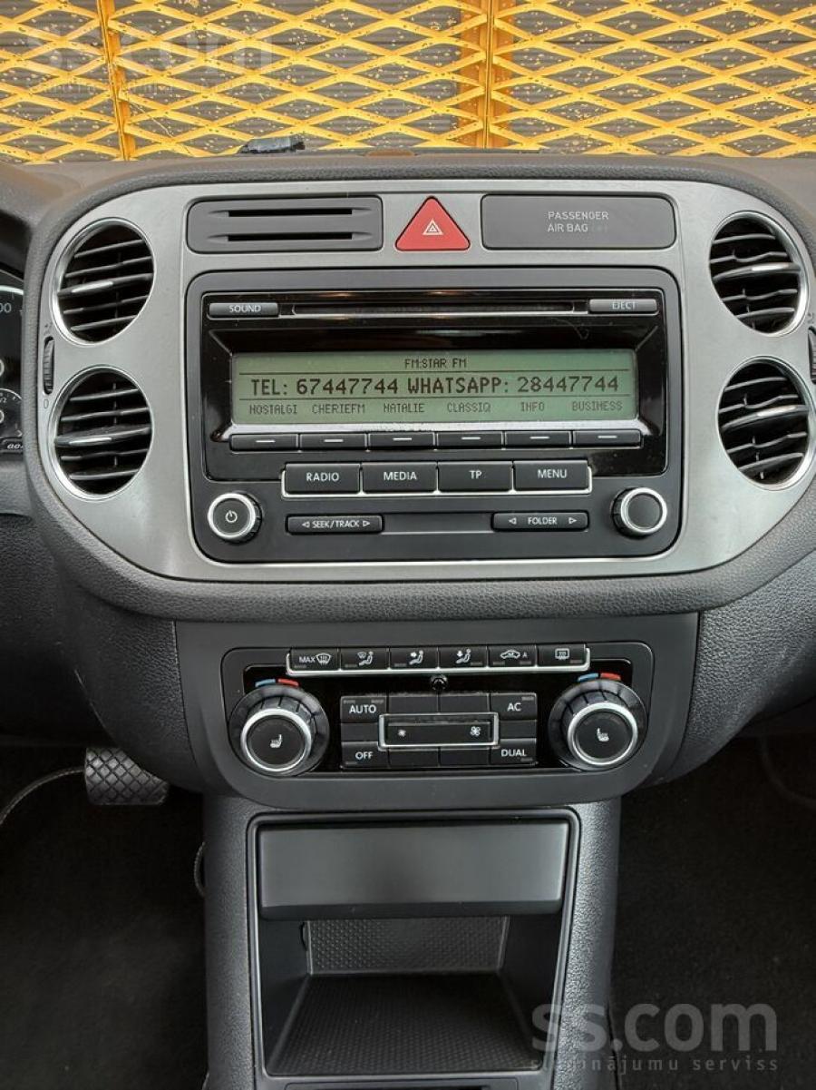 Pelēks Volkswagen Tiguan 2011 Ogre, ar dzinēja tilpumu 2.00 L un nobraukumu 177 tūkst. km par 7495 €, foto 21 vietnē AUTOMOTO.COM.LV