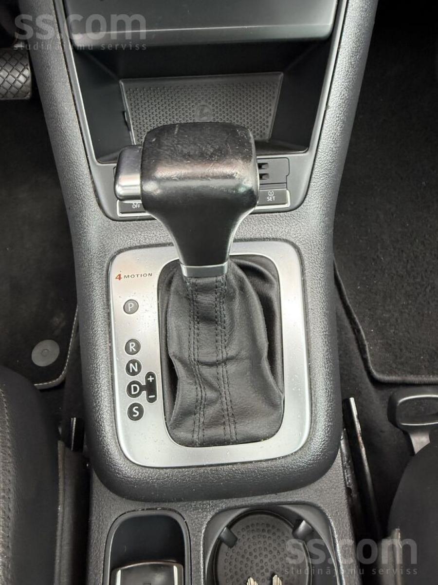Pelēks Volkswagen Tiguan 2011 Ogre, ar dzinēja tilpumu 2.00 L un nobraukumu 177 tūkst. km par 7495 €, foto 22 vietnē AUTOMOTO.COM.LV