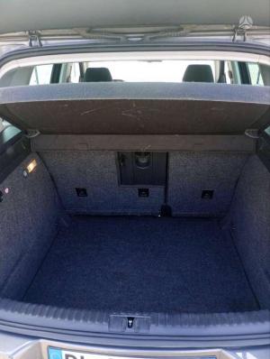 Grey Volkswagen Tiguan 2011 in Kaunas, with an engine capacity of 1.97 L and mileage of 270 thousand km for 4550 €, photo 14 on AUTOMOTO.COM.LV