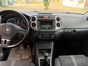 Pelēks Volkswagen Tiguan 2011 Rēzekne, ar dzinēja tilpumu 2.00 L un nobraukumu 0 tūkst. km par 6750 €, foto 12 vietnē AUTOMOTO.COM.LV