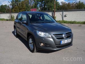 Grey Volkswagen Tiguan 2011 in Riga, with an engine capacity of 2.00 L and mileage of 220 thousand km for 6950 €, photo 16 on AUTOMOTO.COM.LV