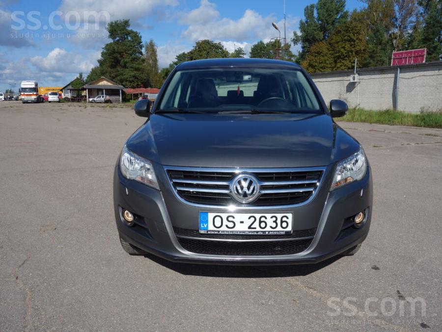 Grey Volkswagen Tiguan 2011 in Riga, with an engine capacity of 2.00 L and mileage of 220 thousand km for 6950 €, photo 20 on AUTOMOTO.COM.LV