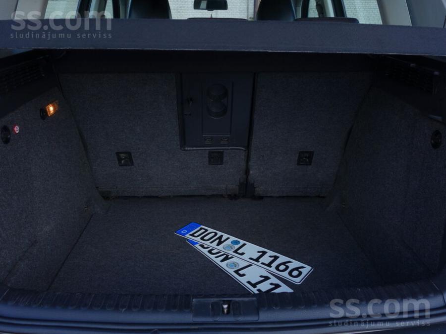 Grey Volkswagen Tiguan 2011 in Riga, with an engine capacity of 2.00 L and mileage of 220 thousand km for 6950 €, photo 25 on AUTOMOTO.COM.LV