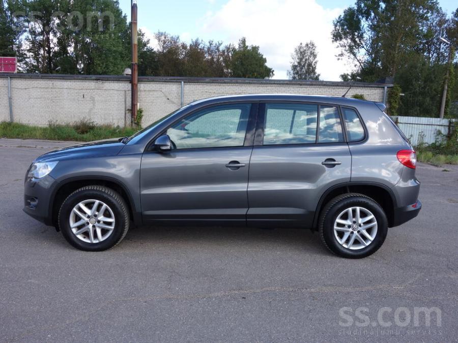 Grey Volkswagen Tiguan 2011 in Riga, with an engine capacity of 2.00 L and mileage of 220 thousand km for 6950 €, photo 27 on AUTOMOTO.COM.LV