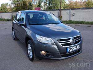 Grey Volkswagen Tiguan 2011 in Riga, with an engine capacity of 2.00 L and mileage of 220 thousand km for 6950 €, photo 30 on AUTOMOTO.COM.LV