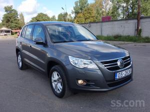 Grey Volkswagen Tiguan 2011 in Riga, with an engine capacity of 2.00 L and mileage of 220 thousand km for 6950 €, photo 34 on AUTOMOTO.COM.LV