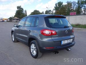 Grey Volkswagen Tiguan 2011 in Riga, with an engine capacity of 2.00 L and mileage of 220 thousand km for 6950 €, photo 35 on AUTOMOTO.COM.LV