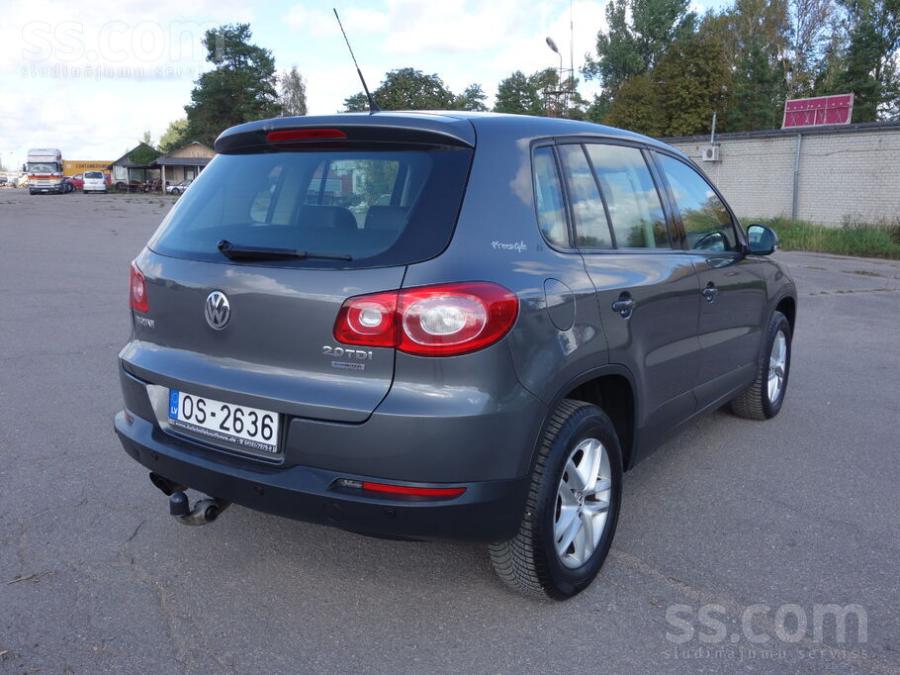 Grey Volkswagen Tiguan 2011 in Riga, with an engine capacity of 2.00 L and mileage of 220 thousand km for 6950 €, photo 36 on AUTOMOTO.COM.LV