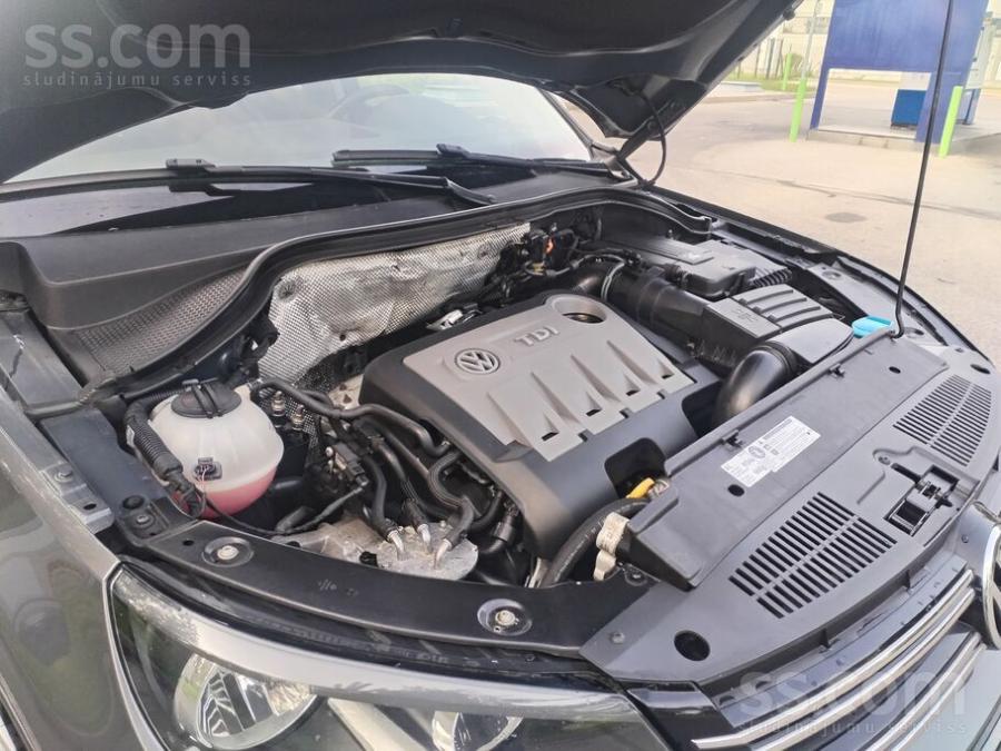 Pelēks Volkswagen Tiguan 2011 Rīga, ar dzinēja tilpumu 2.00 L un nobraukumu 201 tūkst. km par 7650 €, foto 11 vietnē AUTOMOTO.COM.LV
