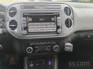 Pelēks Volkswagen Tiguan 2011 Rīga, ar dzinēja tilpumu 2.00 L un nobraukumu 201 tūkst. km par 7650 €, foto 15 vietnē AUTOMOTO.COM.LV