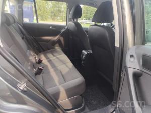 Pelēks Volkswagen Tiguan 2011 Rīga, ar dzinēja tilpumu 2.00 L un nobraukumu 201 tūkst. km par 7650 €, foto 20 vietnē AUTOMOTO.COM.LV