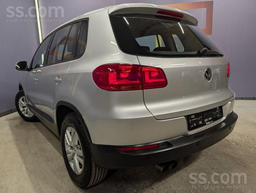 Pelēks Volkswagen Tiguan 2011 Jūrmala, ar dzinēja tilpumu 1.40 L un nobraukumu 243 tūkst. km par 6950 €, foto 7 vietnē AUTOMOTO.COM.LV