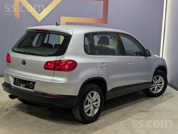 Grey Volkswagen Tiguan 2011 in Jurmala, with an engine capacity of 1.40 L and mileage of 243 thousand km for 6950 €, photo 9 on AUTOMOTO.COM.LV