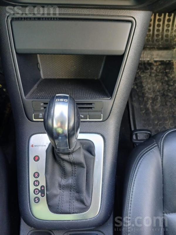 Pelēks Volkswagen Tiguan 2011 Cēsis, ar dzinēja tilpumu 2.00 L un nobraukumu 225 tūkst. km par 8450 €, foto 9 vietnē AUTOMOTO.COM.LV
