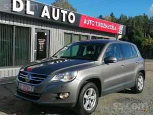 Grey Volkswagen Tiguan 2011 in Valmiera, with an engine capacity of 2.00 L and mileage of 290 thousand km for 5550 €, photo  on AUTOMOTO.COM.LV