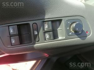 Pelēks Volkswagen Tiguan 2011 Valmiera, ar dzinēja tilpumu 2.00 L un nobraukumu 290 tūkst. km par 5550 €, foto 17 vietnē AUTOMOTO.COM.LV