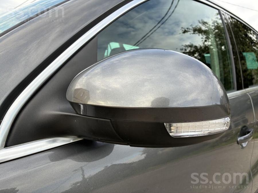 Grey Volkswagen Tiguan 2011 in Daugavpils, with an engine capacity of 2.00 L and mileage of 0 thousand km for 6750 €, photo 20 on AUTOMOTO.COM.LV