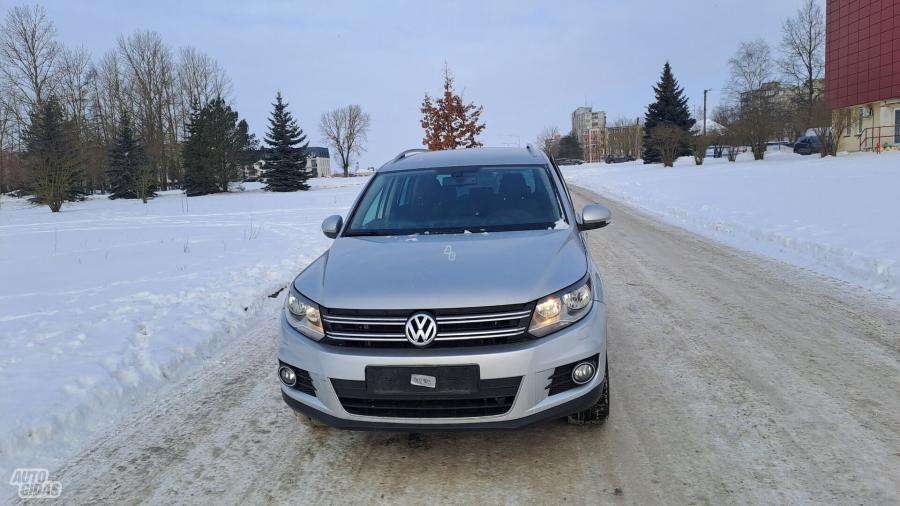Pelēks Volkswagen Tiguan 2012 Viļņa, ar dzinēja tilpumu 1.40 L un nobraukumu 208 tūkst. km par 6500 €, foto 1 vietnē AUTOMOTO.COM.LV