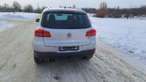 Pelēks Volkswagen Tiguan 2012 Viļņa, ar dzinēja tilpumu 1.40 L un nobraukumu 208 tūkst. km par 6500 €, foto 9 vietnē AUTOMOTO.COM.LV