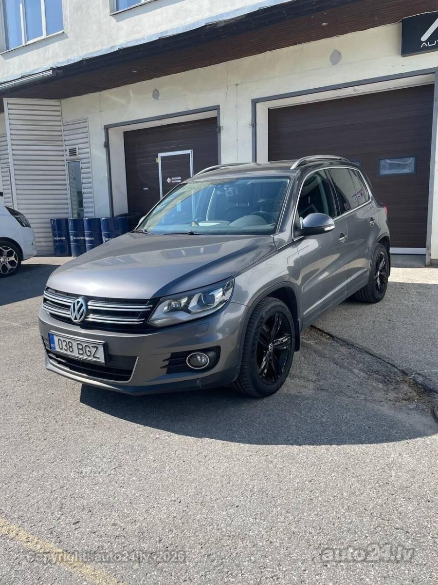 Pelēks Volkswagen Tiguan 2012 Tallina, ar dzinēja tilpumu 2.00 L un nobraukumu 170 tūkst. km par 12800 €, foto 6 vietnē AUTOMOTO.COM.LV