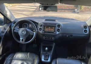 Pelēks Volkswagen Tiguan 2012 Tallina, ar dzinēja tilpumu 2.00 L un nobraukumu 170 tūkst. km par 12800 €, foto 14 vietnē AUTOMOTO.COM.LV
