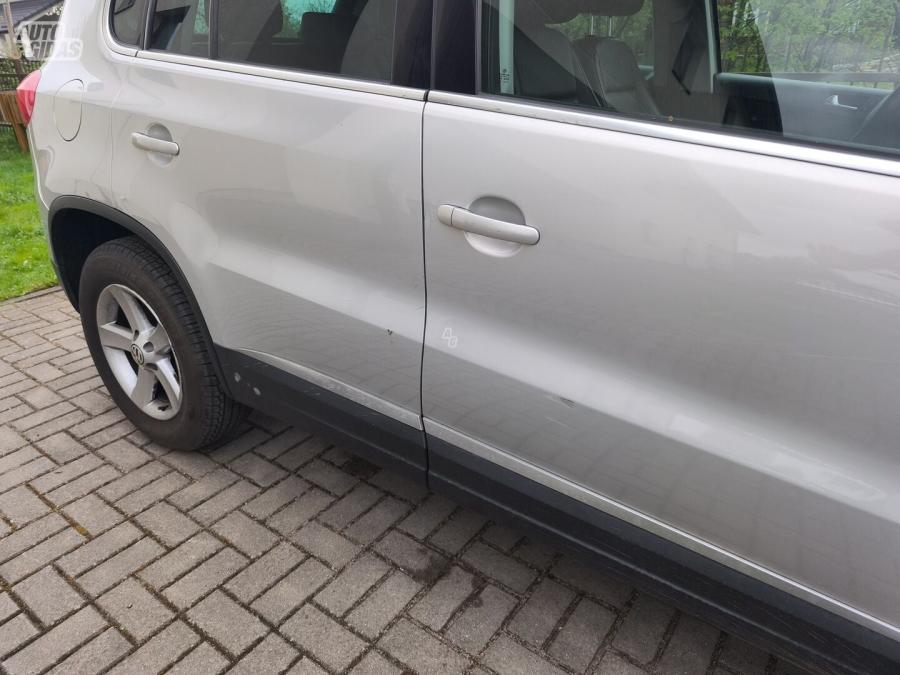 Grey Volkswagen Tiguan 2012 in Vilnius, with an engine capacity of 2.00 L and mileage of 153 thousand km for 6750 €, photo 13 on AUTOMOTO.COM.LV