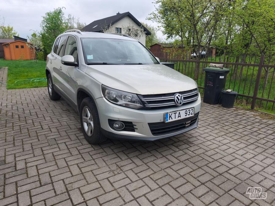 Grey Volkswagen Tiguan 2012 in Vilnius, with an engine capacity of 2.00 L and mileage of 153 thousand km for 6750 €, photo 18 on AUTOMOTO.COM.LV