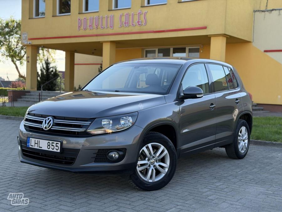 Grey Volkswagen Tiguan 2012 in Kaisiadorys, with an engine capacity of 2.00 L and mileage of 361 thousand km for 5950 €, photo 4 on AUTOMOTO.COM.LV