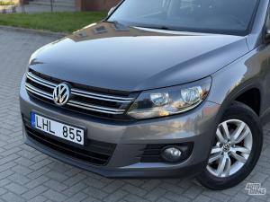 Grey Volkswagen Tiguan 2012 in Kaisiadorys, with an engine capacity of 2.00 L and mileage of 361 thousand km for 5950 €, photo 5 on AUTOMOTO.COM.LV