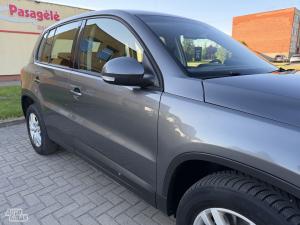 Grey Volkswagen Tiguan 2012 in Kaisiadorys, with an engine capacity of 2.00 L and mileage of 361 thousand km for 5950 €, photo 14 on AUTOMOTO.COM.LV