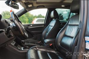 Pelēks Volkswagen Tiguan 2012 Valmiera, ar dzinēja tilpumu 2.00 L un nobraukumu 317 tūkst. km par 6900 €, foto 7 vietnē AUTOMOTO.COM.LV