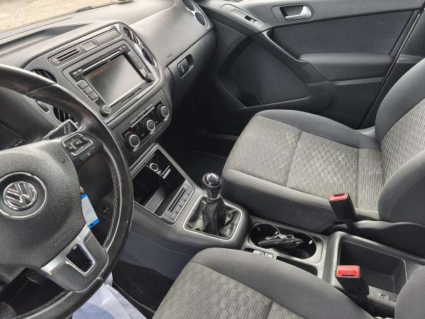 Pelēks Volkswagen Tiguan 2012 Utena, ar dzinēja tilpumu 1.97 L un nobraukumu 290 tūkst. km par 7500 €, foto 10 vietnē AUTOMOTO.COM.LV