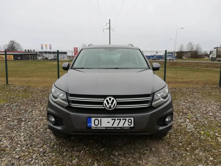 Pelēks Volkswagen Tiguan 2012 Saldus, ar dzinēja tilpumu 1.40 L un nobraukumu 142 tūkst. km par 8700 €, foto 6 vietnē AUTOMOTO.COM.LV