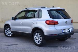 Pelēks Volkswagen Tiguan 2012 Talsi, ar dzinēja tilpumu 2.00 L un nobraukumu 148 tūkst. km par 8000 €, foto 3 vietnē AUTOMOTO.COM.LV