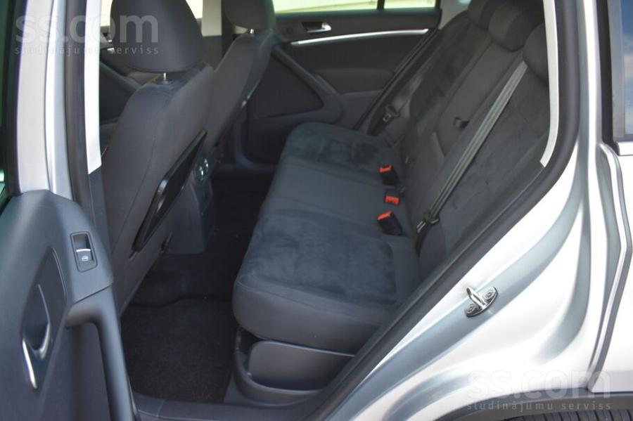 Pelēks Volkswagen Tiguan 2012 Talsi, ar dzinēja tilpumu 2.00 L un nobraukumu 148 tūkst. km par 8000 €, foto 9 vietnē AUTOMOTO.COM.LV