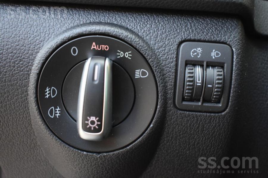 Pelēks Volkswagen Tiguan 2012 Talsi, ar dzinēja tilpumu 2.00 L un nobraukumu 148 tūkst. km par 8000 €, foto 12 vietnē AUTOMOTO.COM.LV