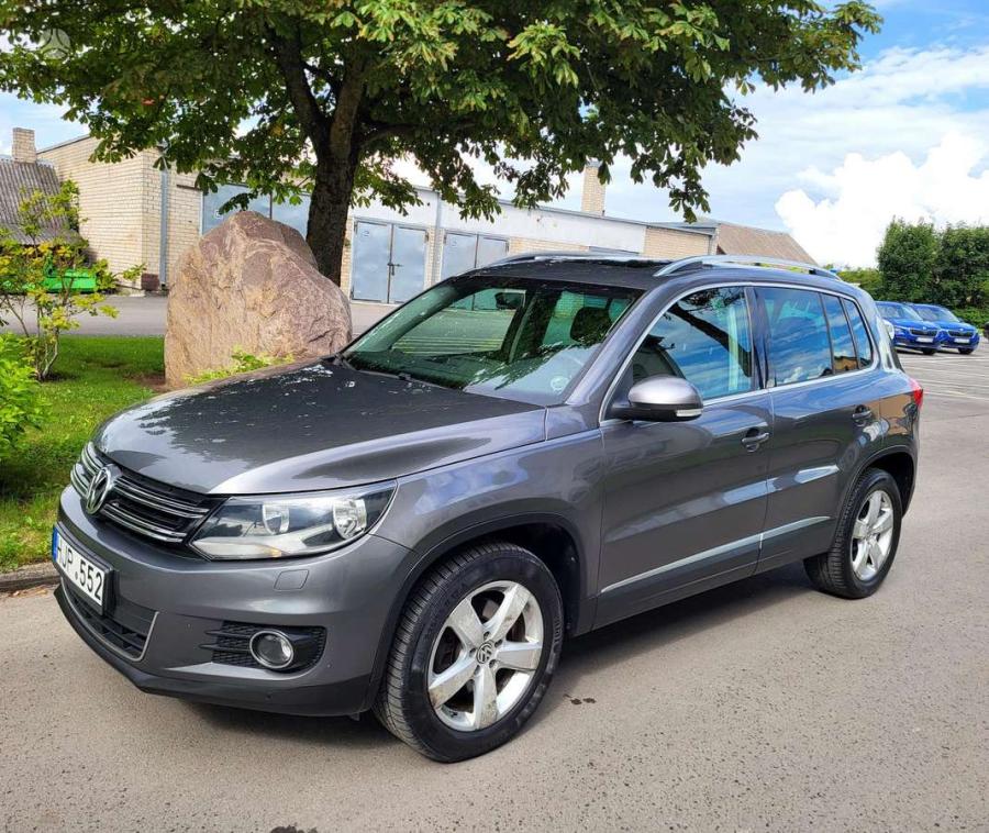 Pelēks Volkswagen Tiguan 2012 Šauļi, ar dzinēja tilpumu 2.00 L un nobraukumu 230 tūkst. km par 5990 €, foto 3 vietnē AUTOMOTO.COM.LV