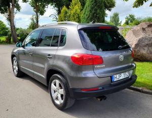 Pelēks Volkswagen Tiguan 2012 Šauļi, ar dzinēja tilpumu 2.00 L un nobraukumu 230 tūkst. km par 5990 €, foto 5 vietnē AUTOMOTO.COM.LV